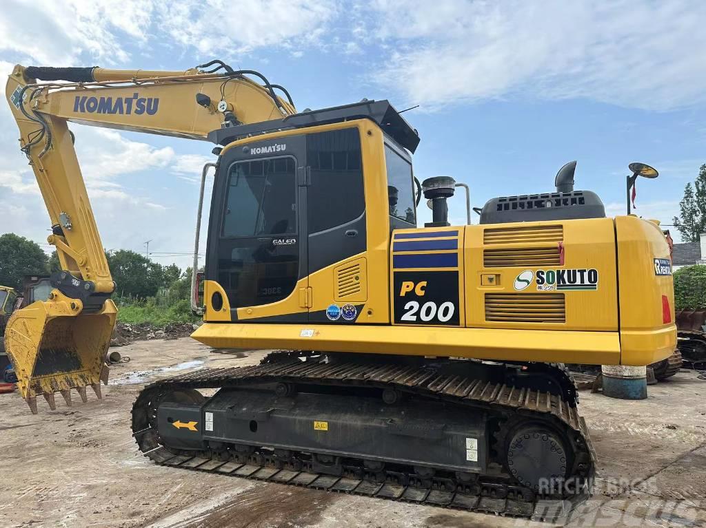 Eksplorasi Mendalam tentang Excavator Komatsu PC200: Kekuatan dan ...